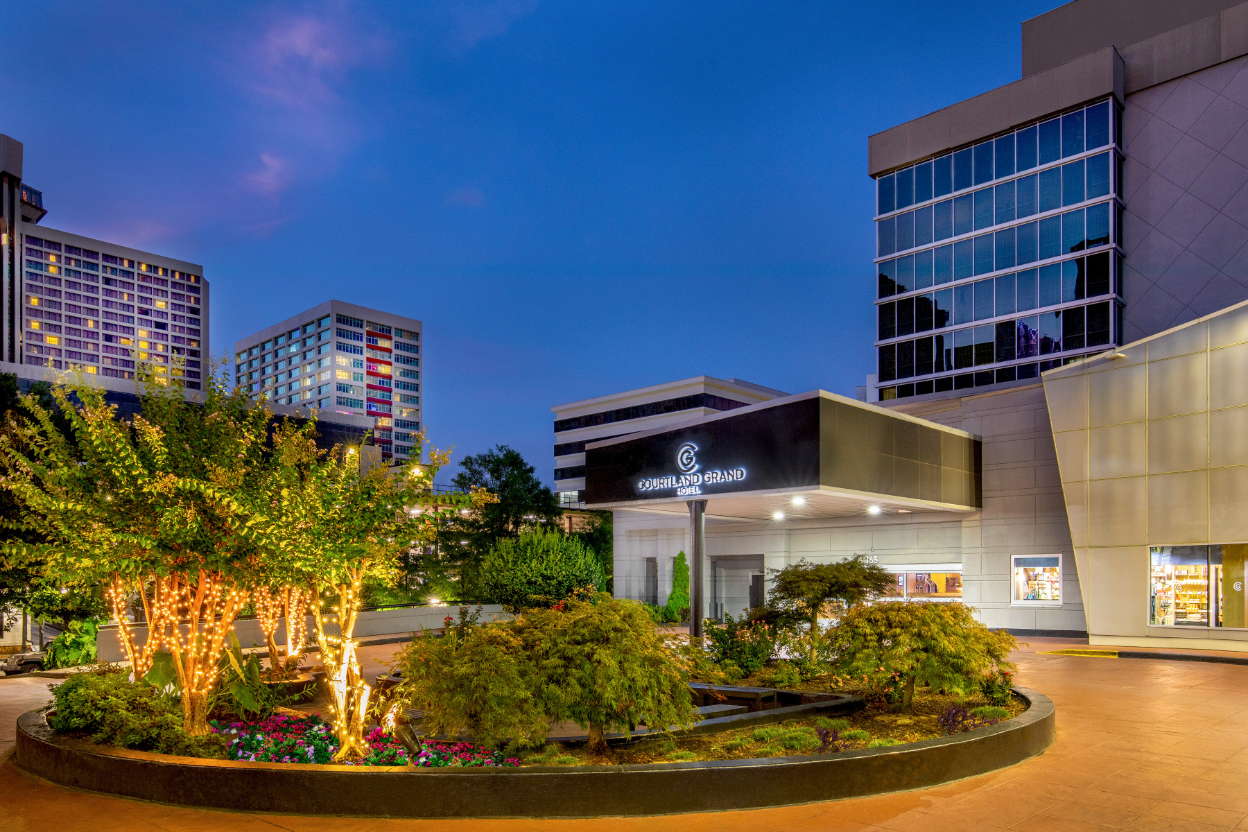 Gallery | Modern Hotels Atlanta, GA | Courtland Grand Hotel