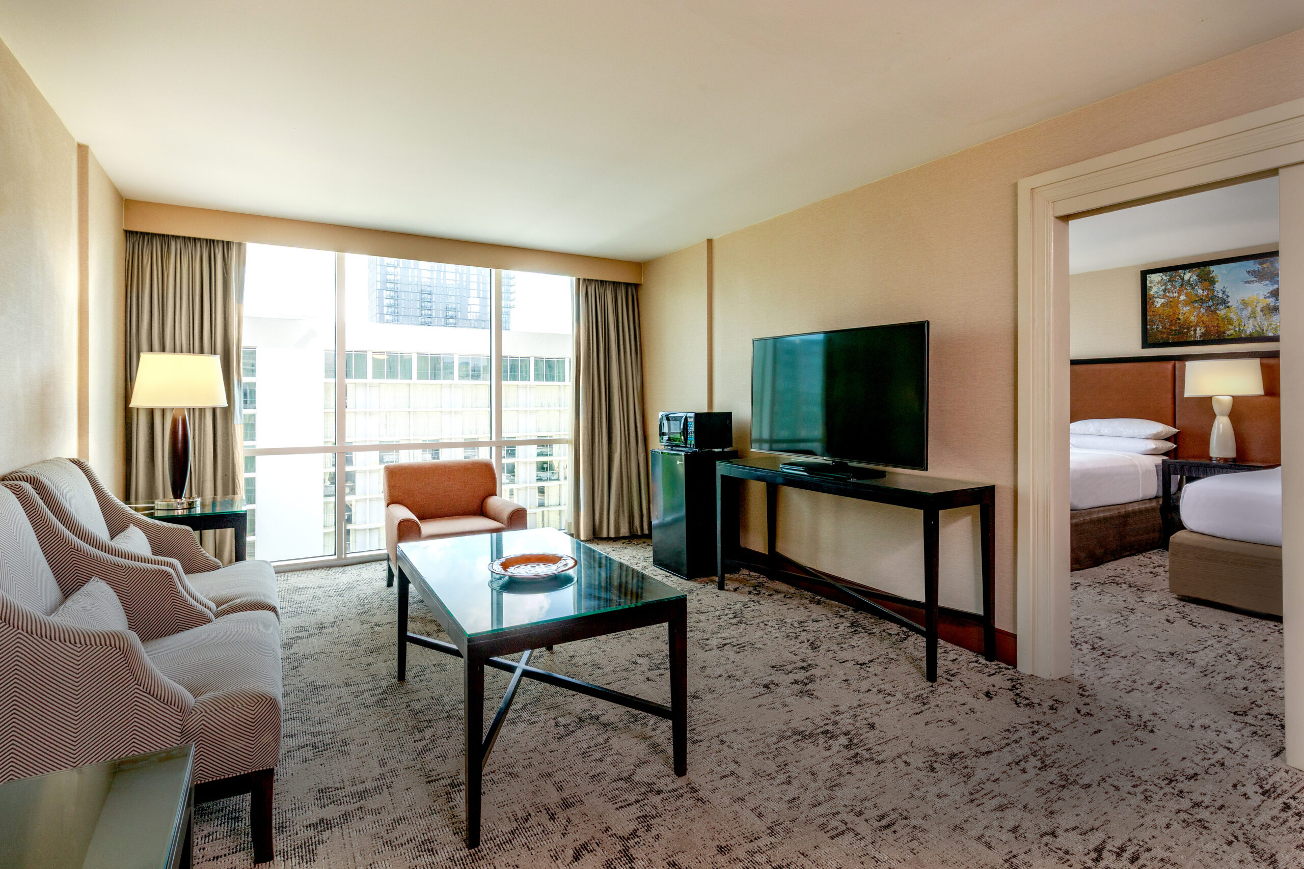 Corner Suite | Atlanta, GA Hotel Suites | Courtland Grand